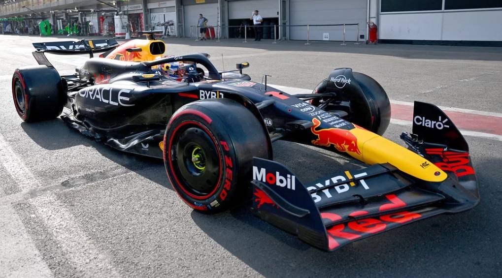 Red Bull RB20: o la va, o la spacca