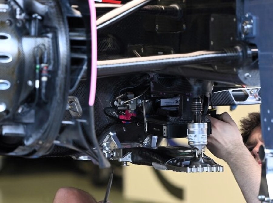 Red Bull: la pagliuzza, la trave e quel T-Tray ballerino