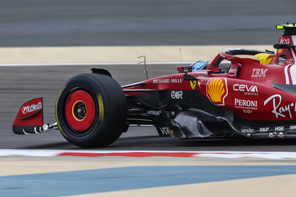 F1 - F1 - Formulacritica