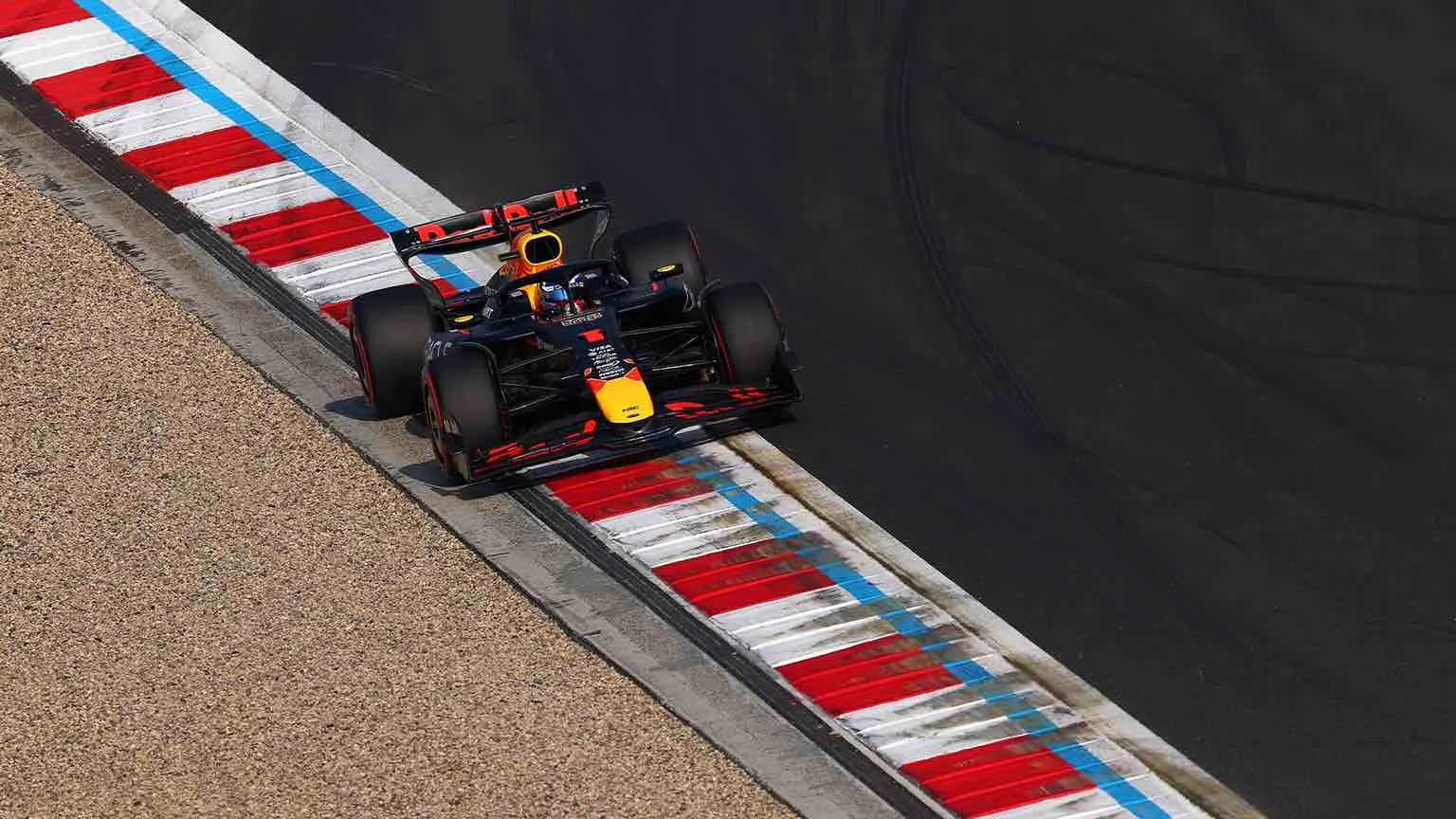 Red Bull pronta a una nuova fase di sviluppo per la RB21