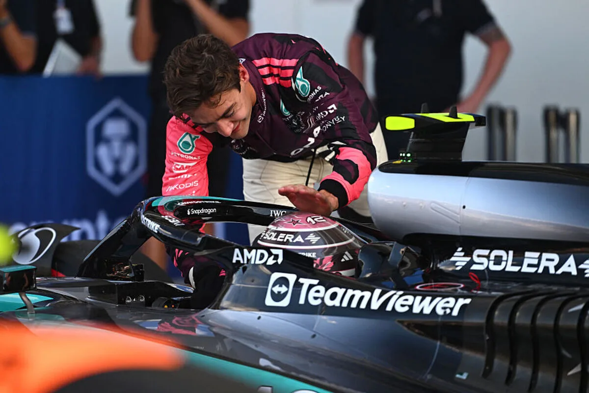 Russell sta con McLaren: Non violano le regole, sono più forti