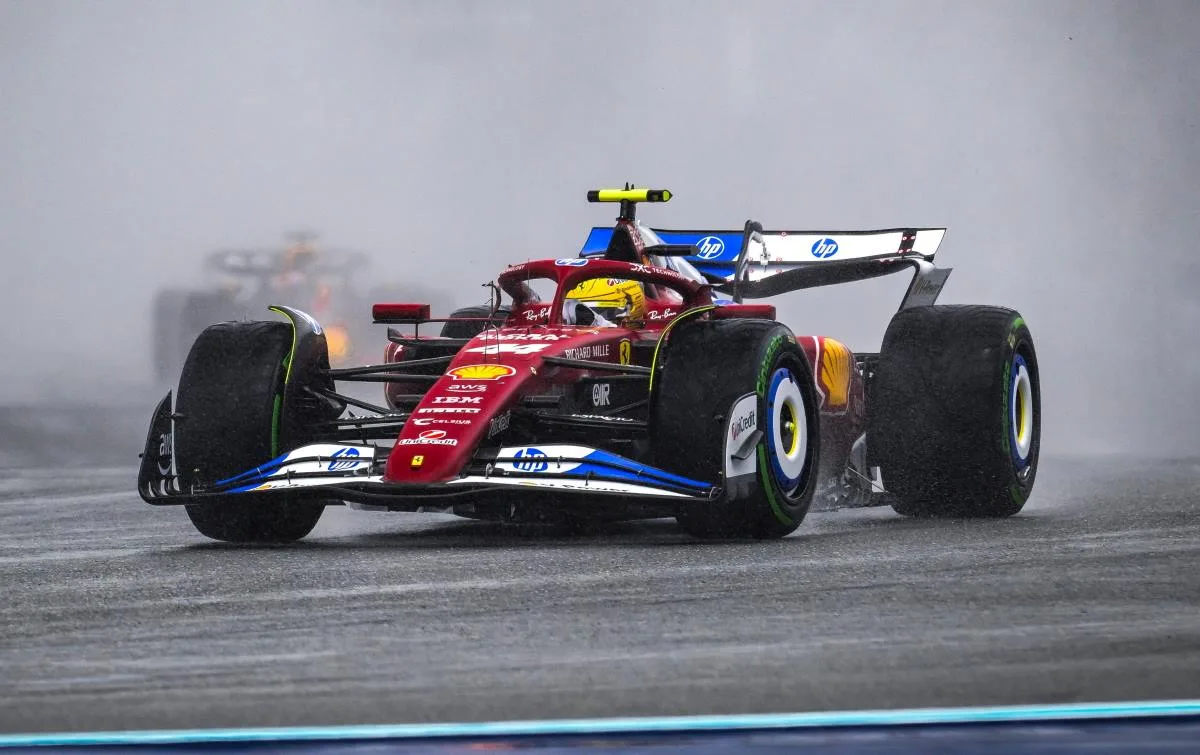 Lewis Hamilton e Ferrari SF-25: un matrimonio complicato