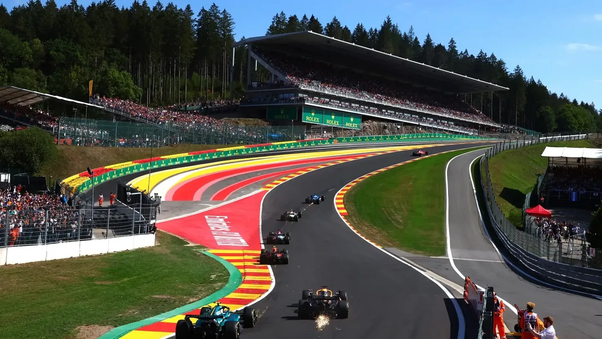 F1 - Eau Rouge-Raidillon: la curva più bella del mondo