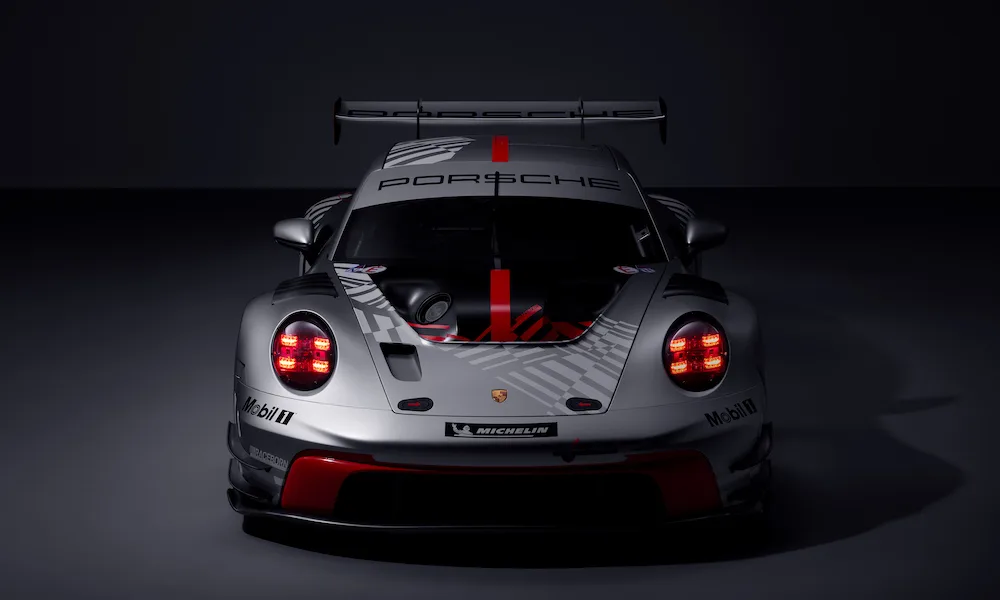 Porsche presenta la nuova 992 GT3 Evo